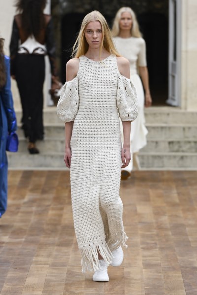 25春夏巴黎女裝週趨勢報告：重點材質 - 流行快訊數位雜誌 Fashion Express